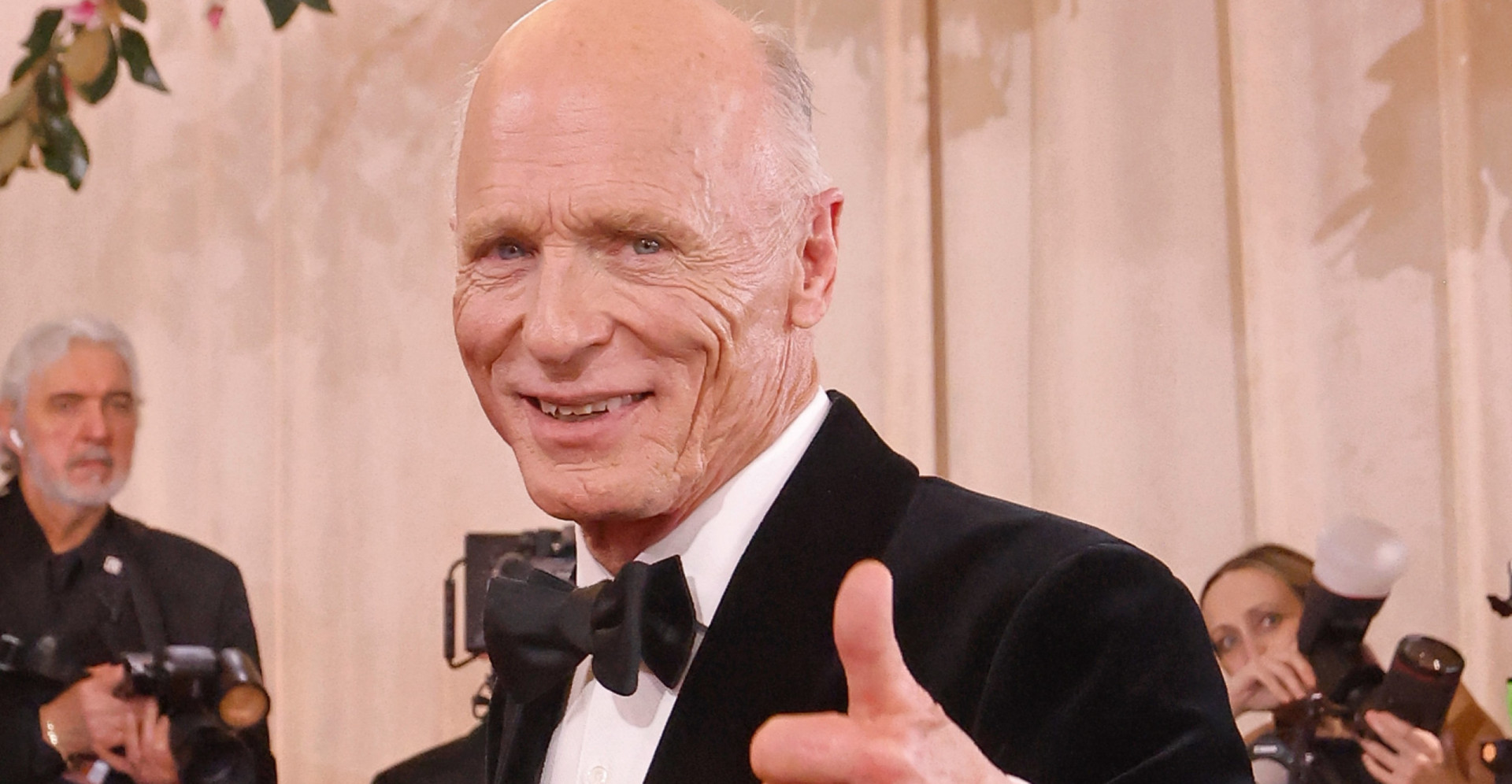 Why is Ed Harris so compelling in front of the cameras?