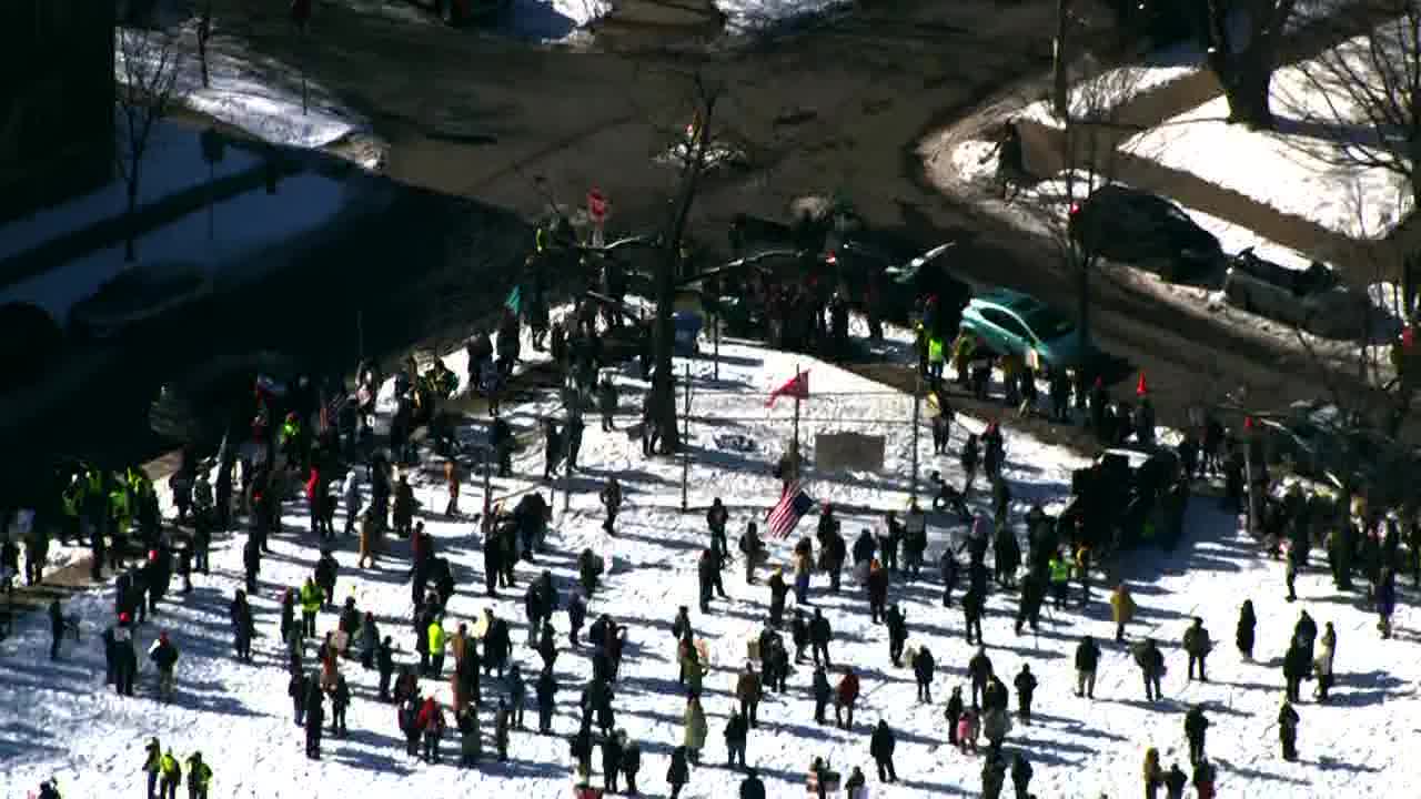 Alex Pretti memorial march marks 1 month since fatal shooting