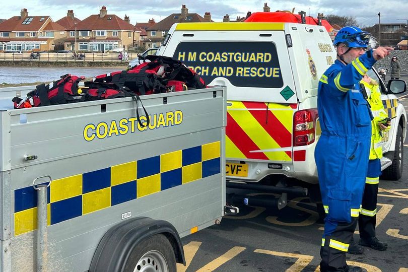 Warning issued after 20 people caught off guard by large tide