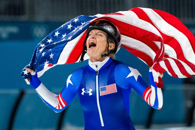 Speedskater Mia Manganello, 36, earns first ever Olympic medal in final ...