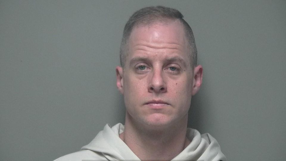 Former 'American Idol' contestant charged in wife's killing, allegedly ...