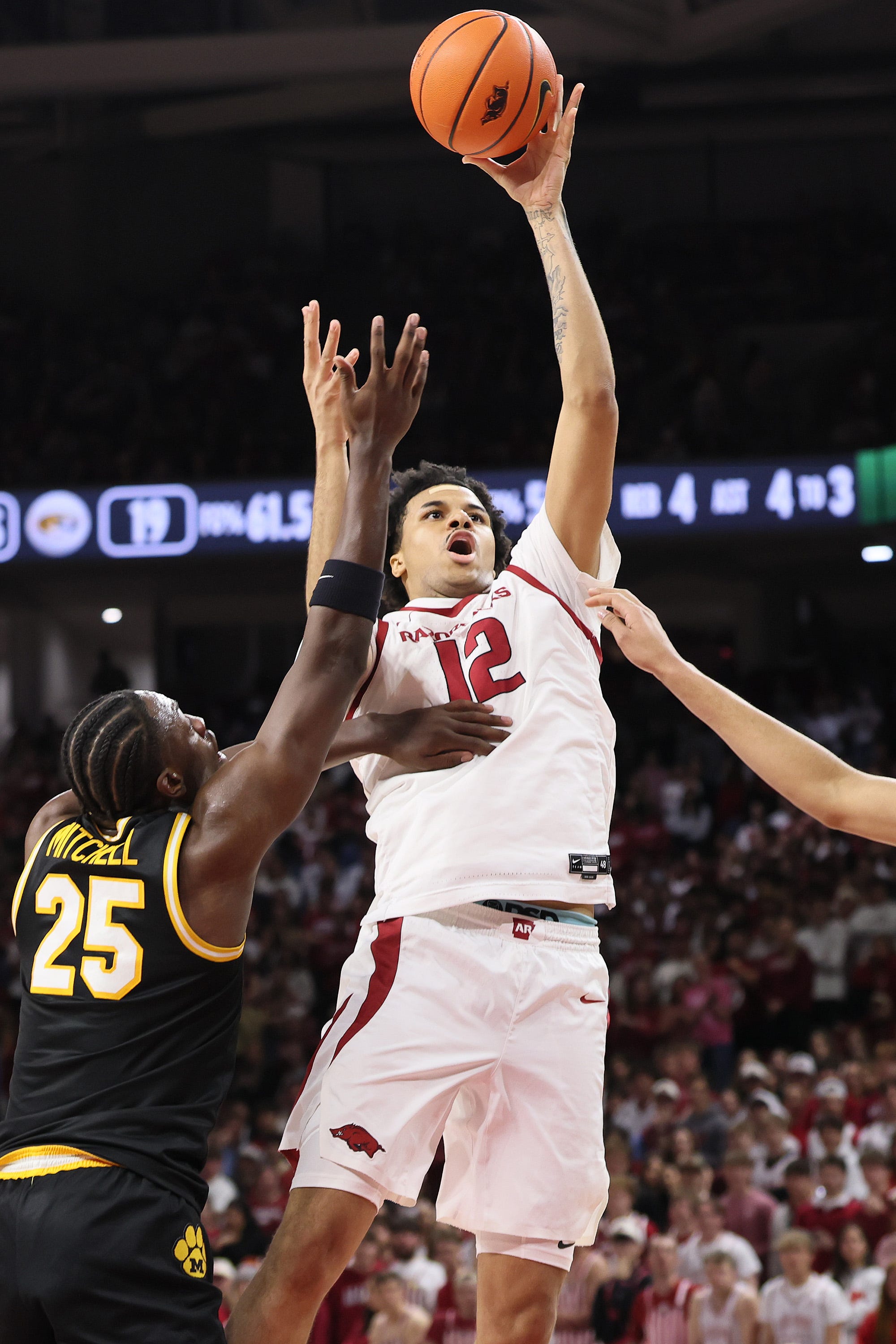 Missouri basketball score: Mitchell’s 26 not enough in loss at Arkansas