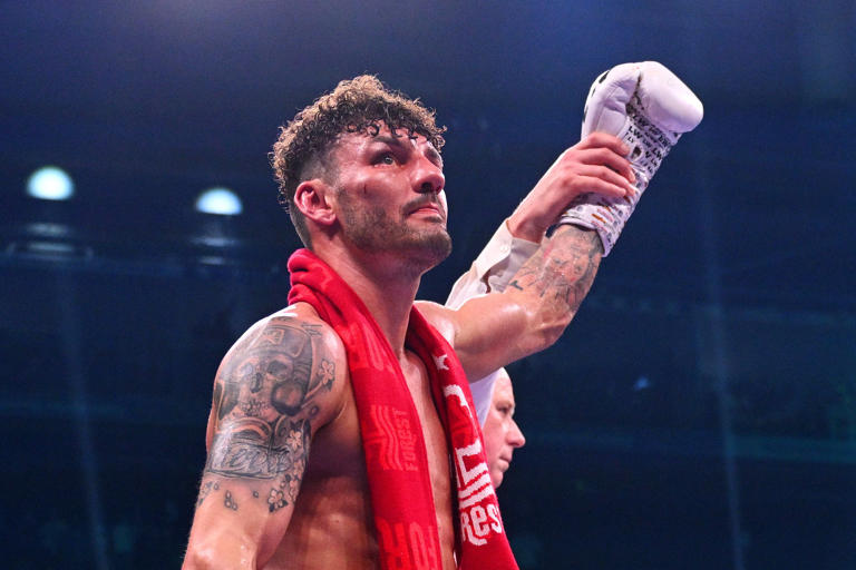 Wood does the double over Warrington with easy points win