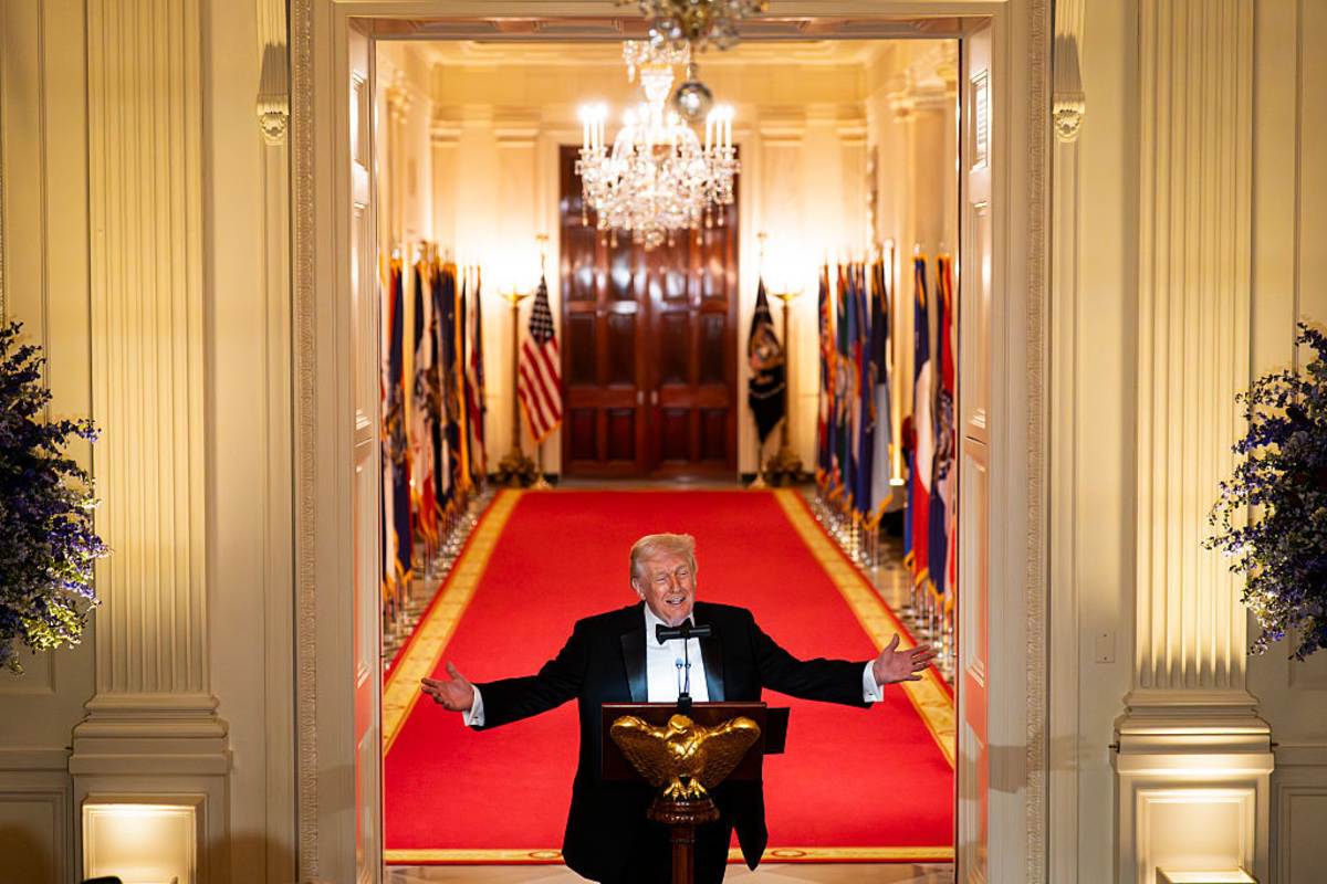 Trump praises governors as 'great people and leaders' in White House ...