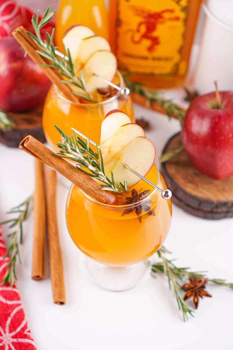 Fireball apple cider cocktail
