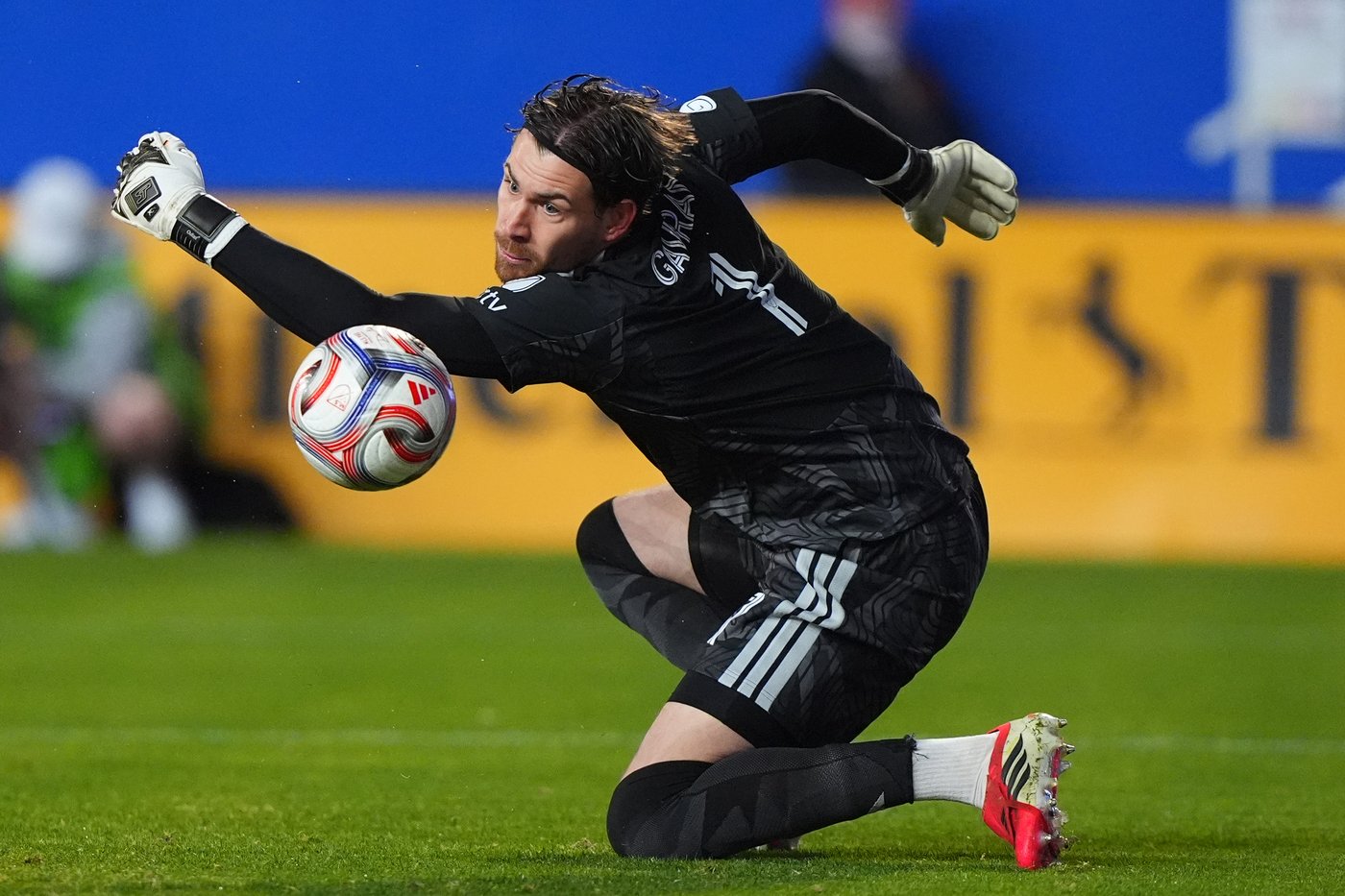 Petar Musa scores twice as Dallas beats Toronto 3-2 in MLS season opener