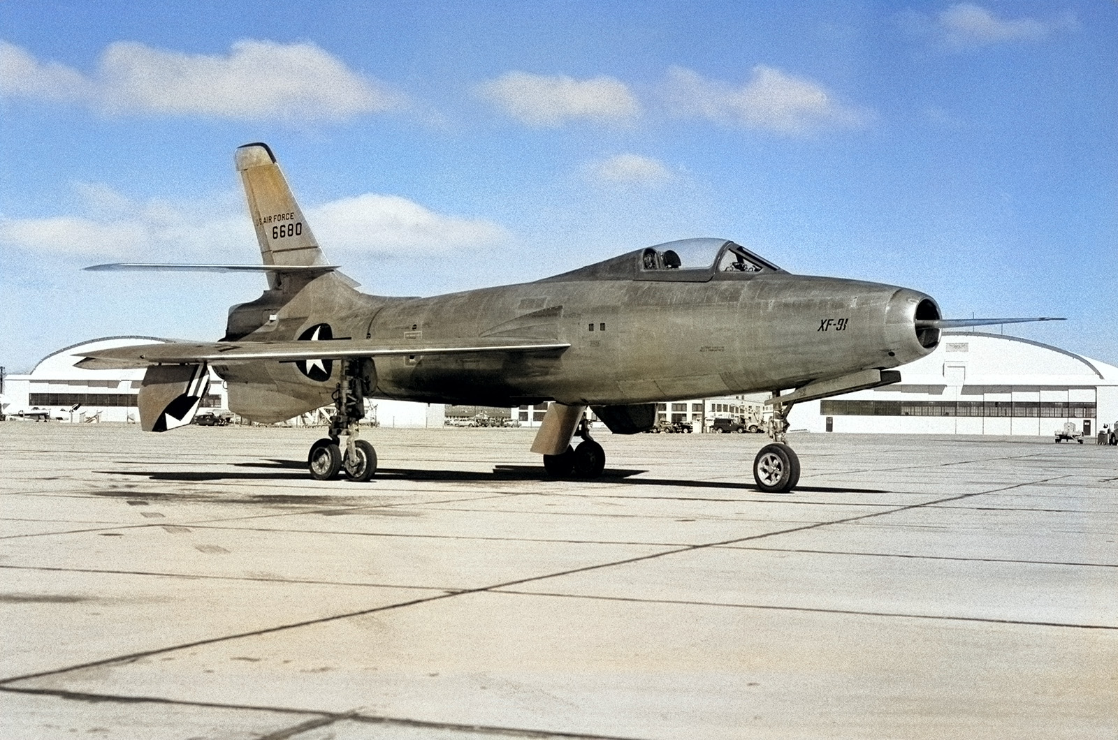 10 incredibly cool planes from the Cold War