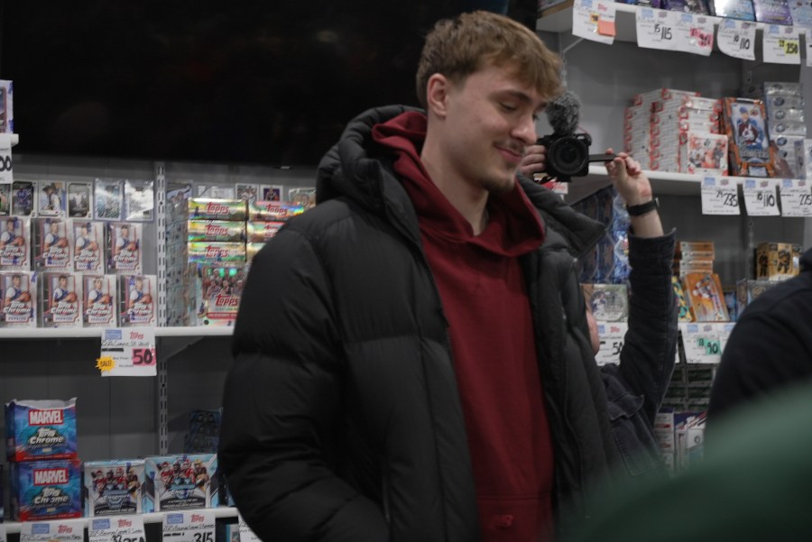 Indy Card Exchange hosts Cooper Flagg for Topps Rip Night