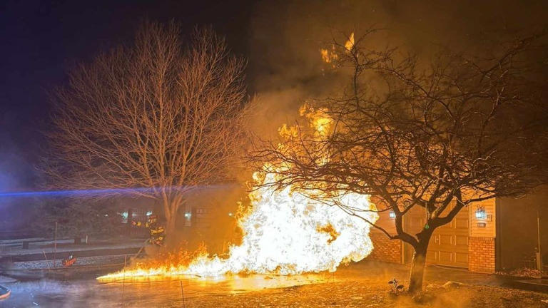 Van fire near multi-family home in Muskegon contained, no injuries reported