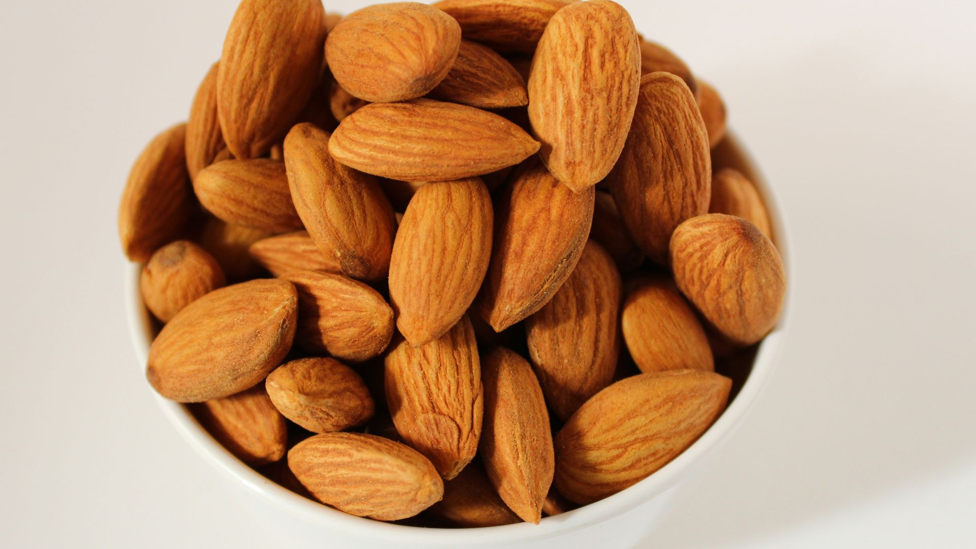 20 poisonous foods humans have somehow developed a tolerance to