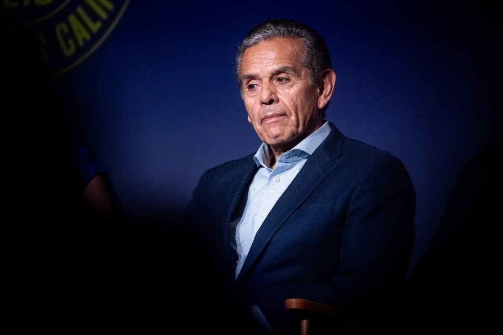Panicked Dems fear 'zombie campaigns' will see California elect a ...