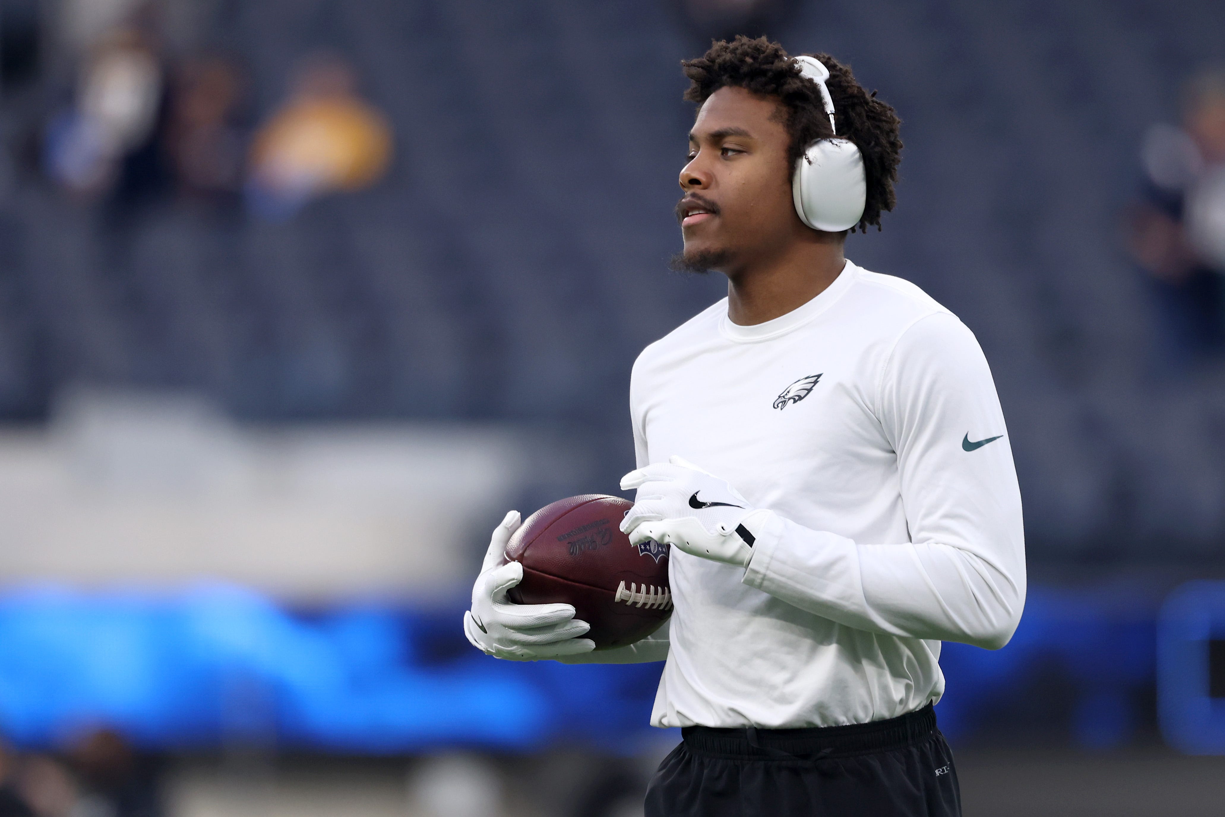 Jahan Dotson praises Jalen Hurts' leadership while dispelling rumors