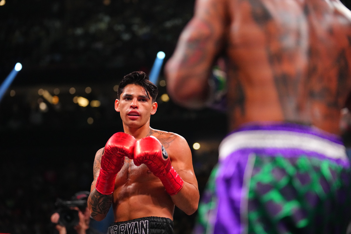 Superstar Ryan Garcia proves Keyshawn Davis wrong about title belts