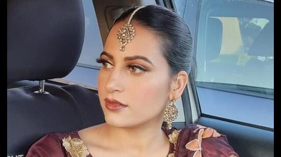 Ludhiana: Robbery bid foiled as NRI woman fights back with sword, 2 nabbed
