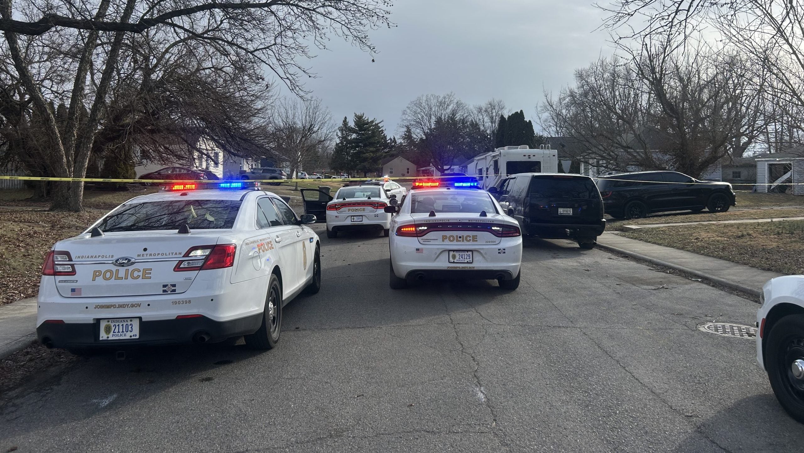 Man dead after shooting on Indy's east side
