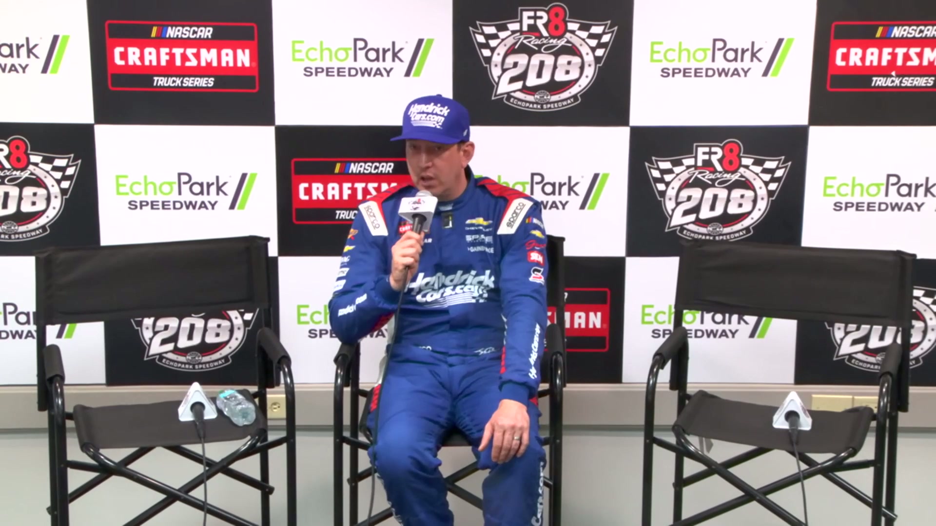 Busch thanks Hocevar for 'playing wingman' in Truck Series race