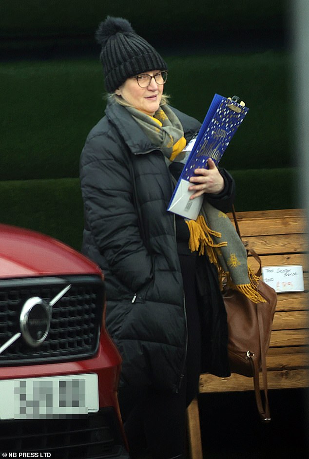 Fergie's former dresser Jane Andrews spotted as new drama relives how ...