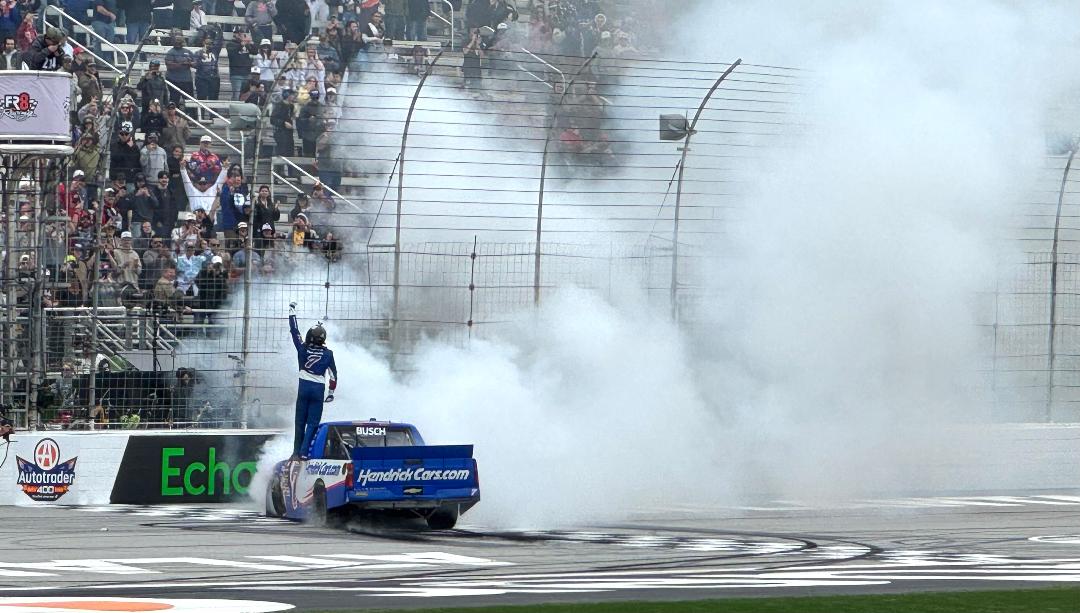 NASCAR’s Carson Hocevar and Stewart Friesen come up short battling Kyle ...