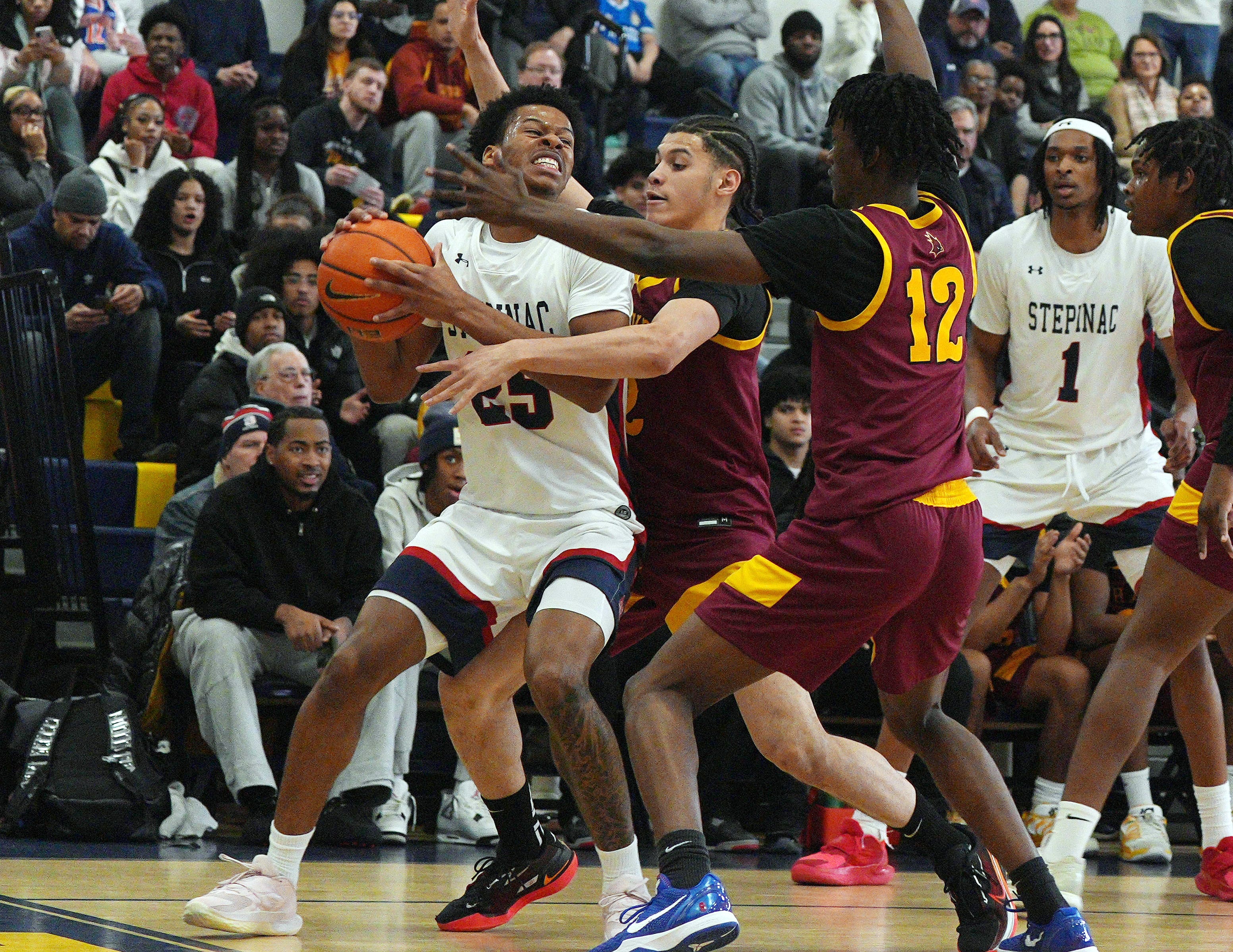 Stepinac and Cardinal Hayes to meet for CHSAA AA city title