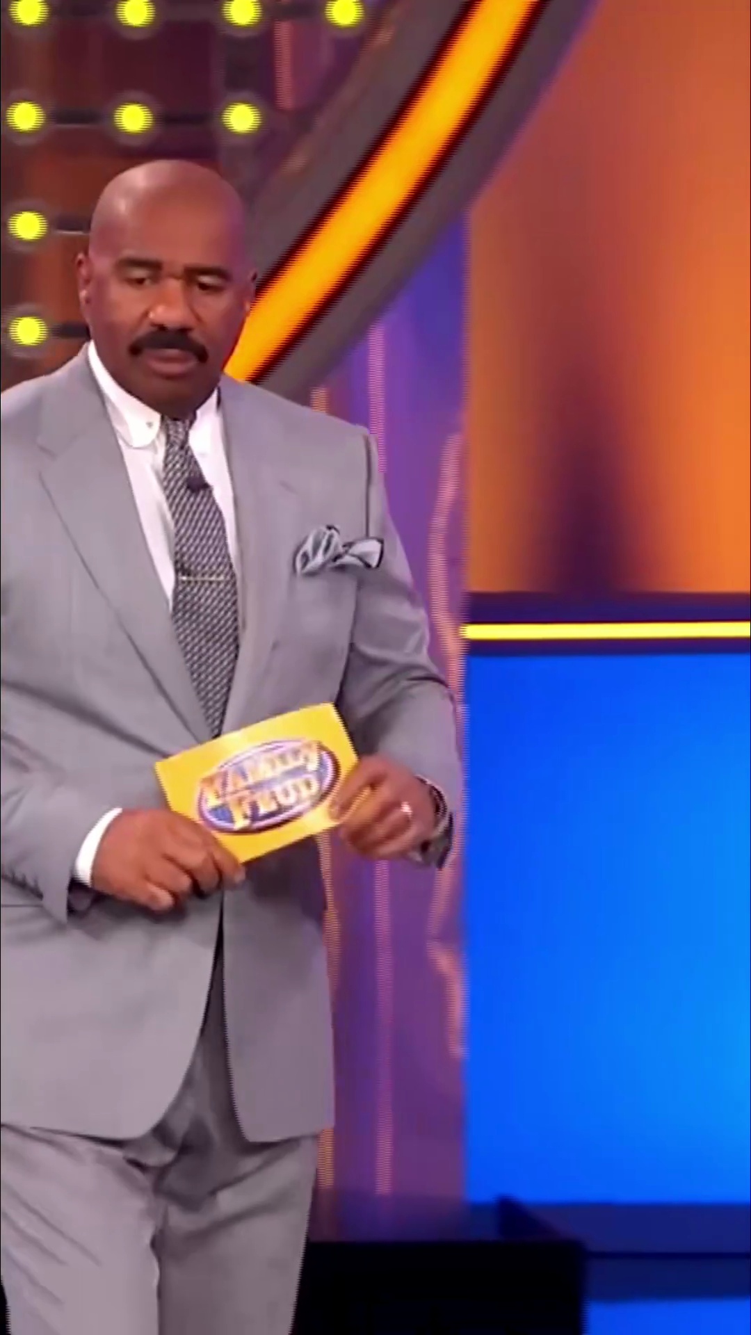 A Kim Kardashian answer wins Steve Harvey over on Family Feud