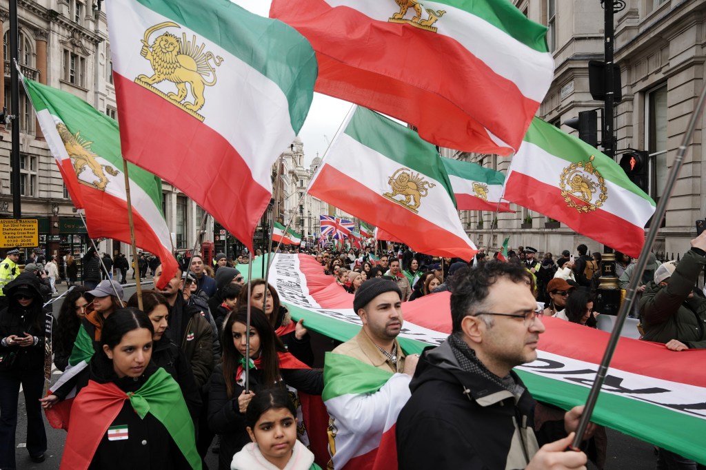 Exiled Iranian princess Noor Pahlavi’s makes passionate plea for regime ...