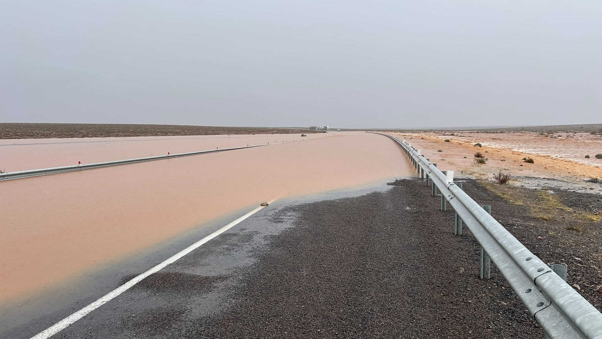 East West rail corridor cut by flooding amid heavy rain in northern SA