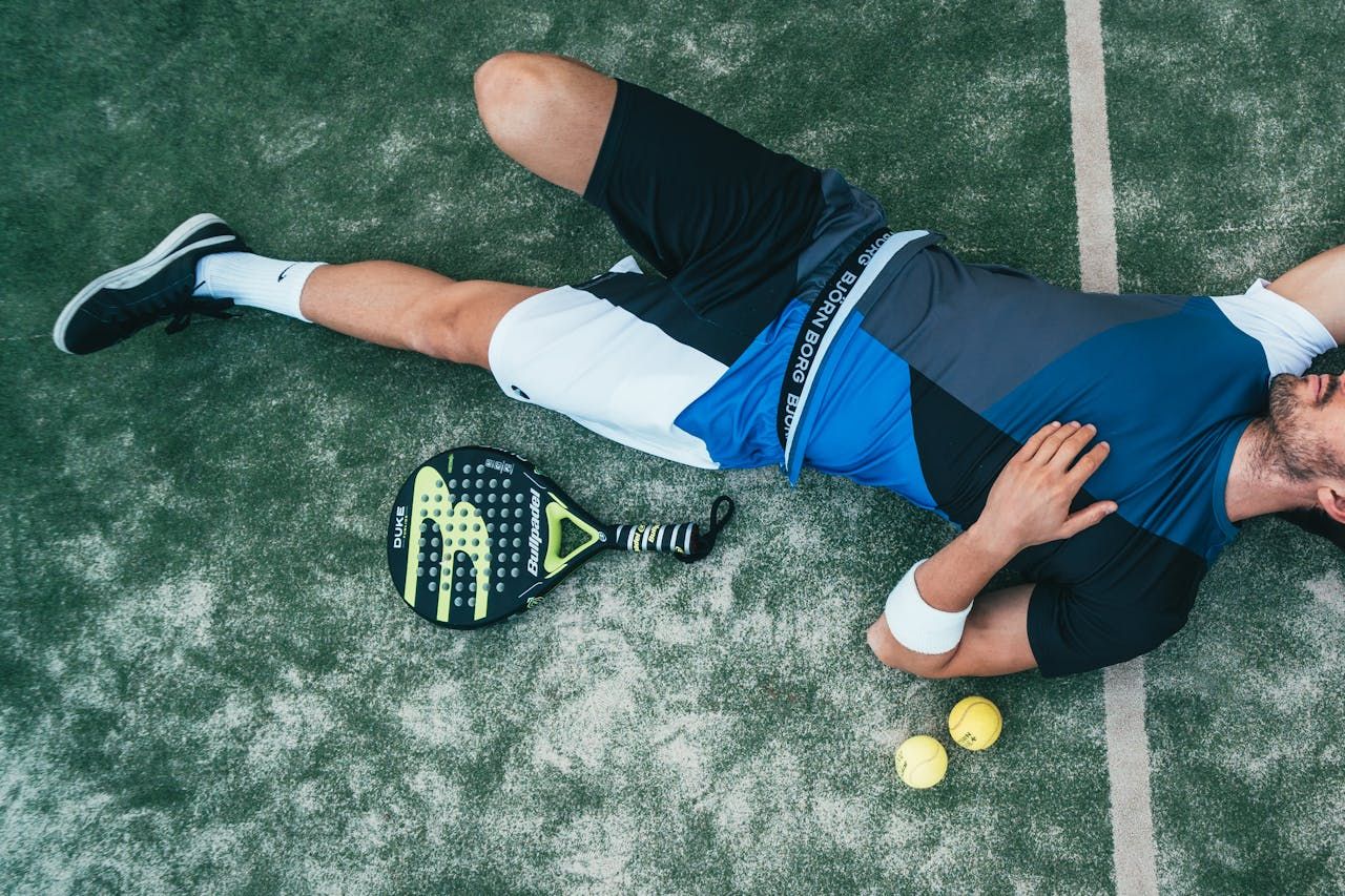 Waktu terbaik main padel saat Ramadan, gak ganggu puasa!