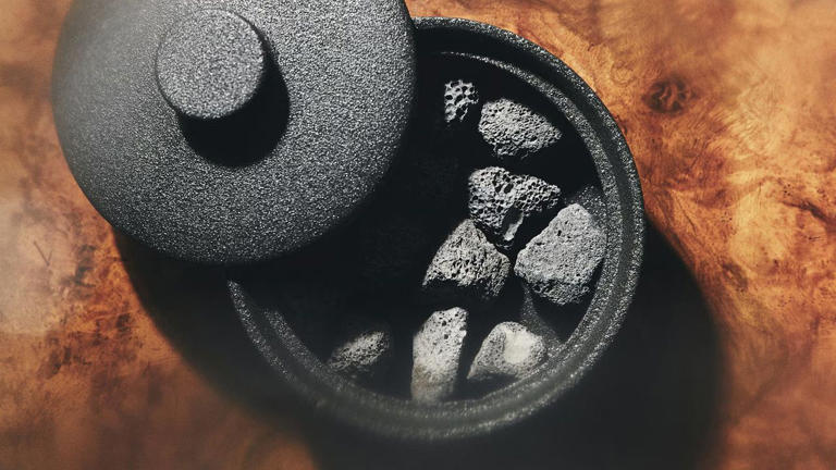 How do you use lava stone diffusers? Here's what you should know about ...