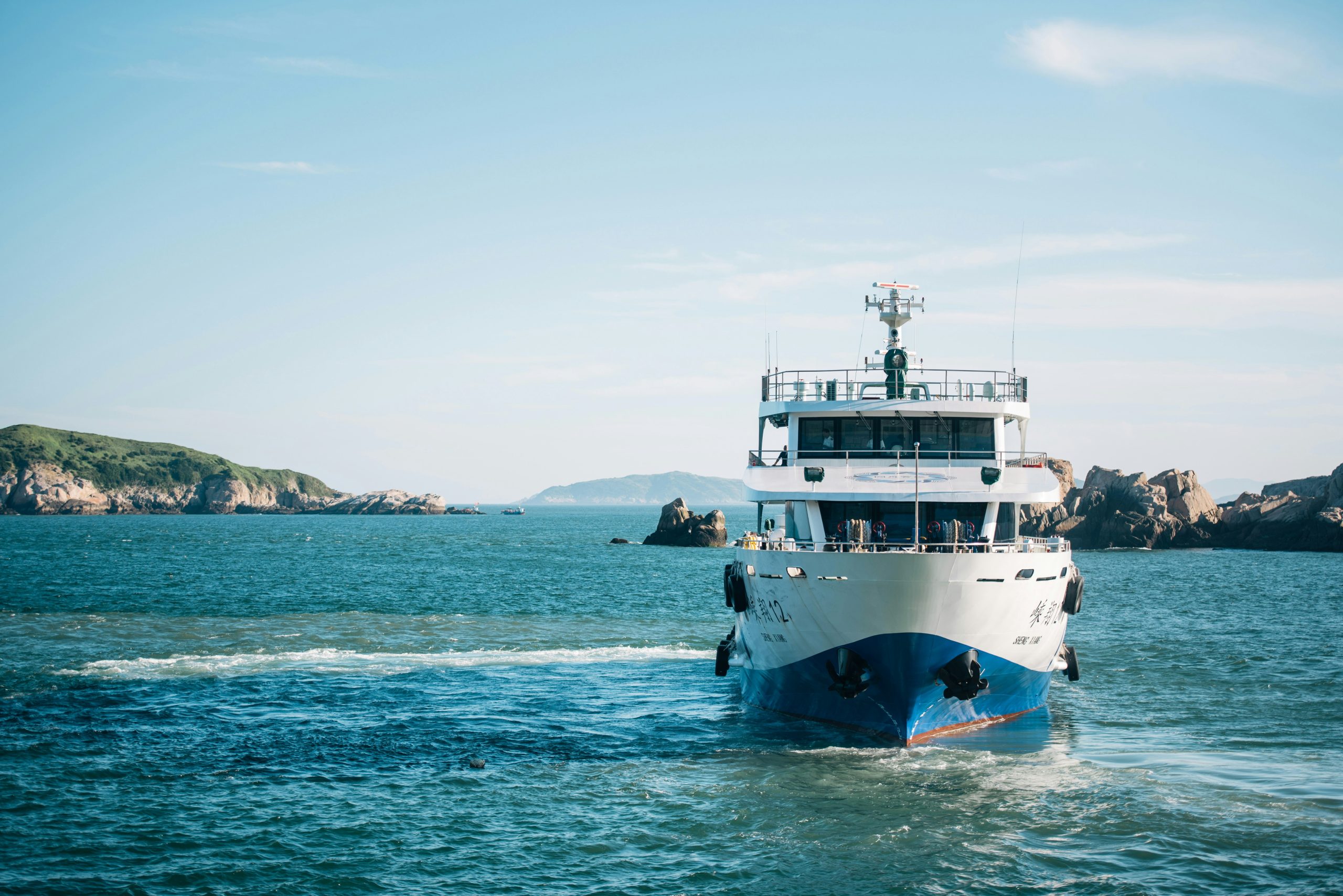 Scenic auto ferries operating in the Great Lakes
