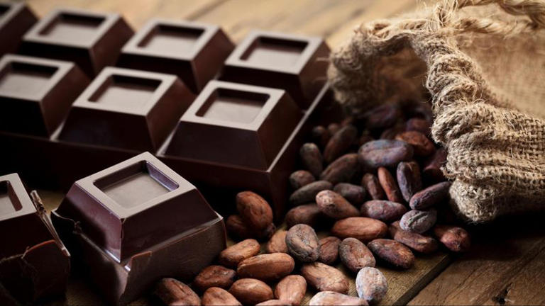 The ideal amount of dark chocolate linked to lower heart health risks