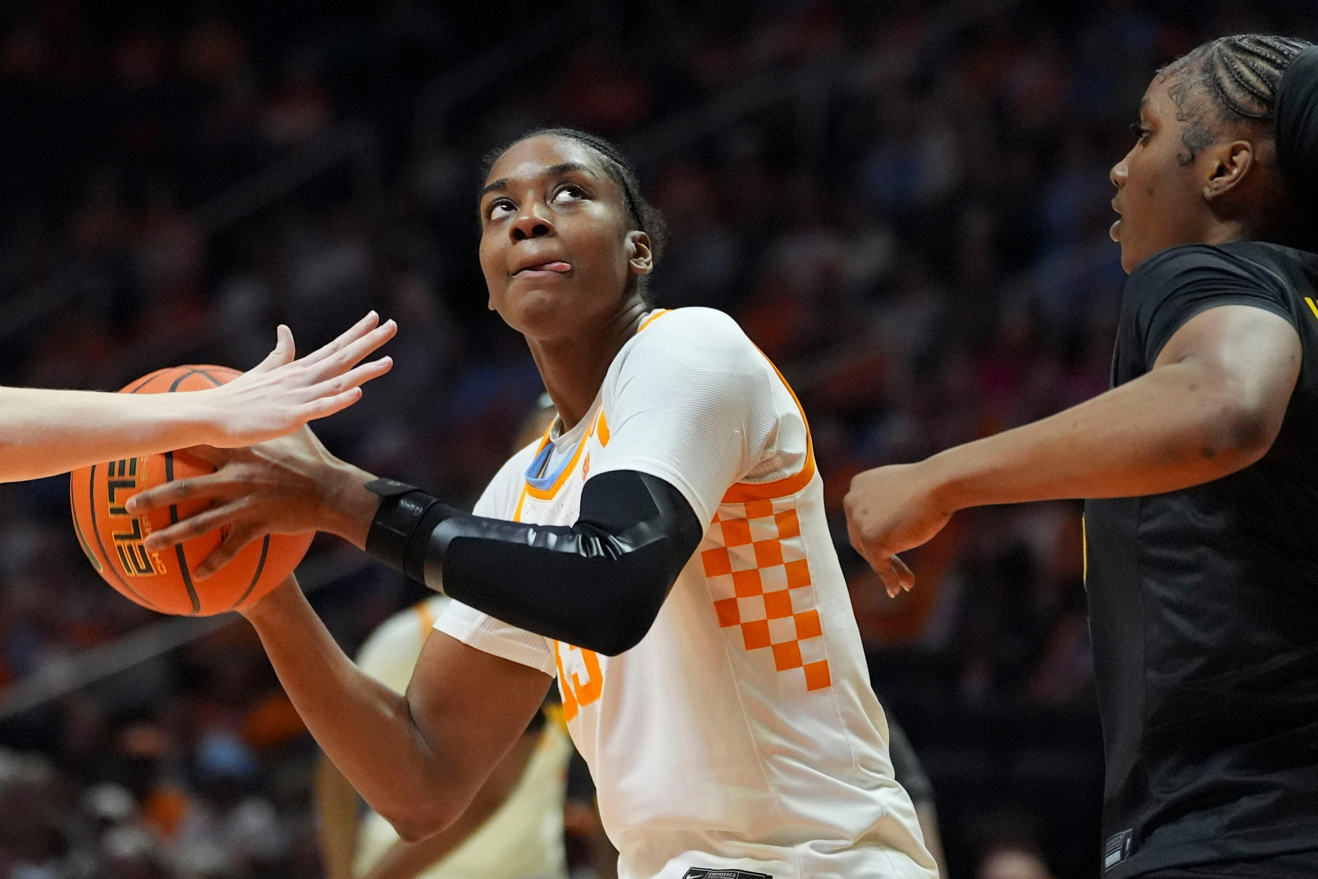 Lady Vols basketball forward to enter NCAA transfer portal