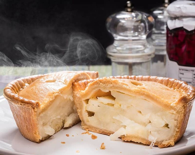 5 foods Northern England truly does best and 5 dishes the South is ...