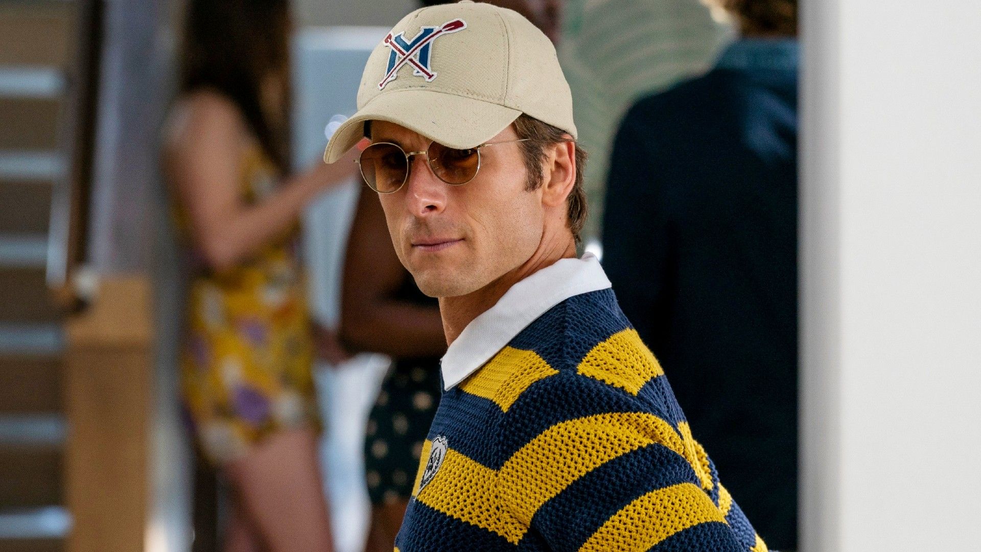 Glen Powell's How to Make a Killing is officially releasing on HBO Max ...