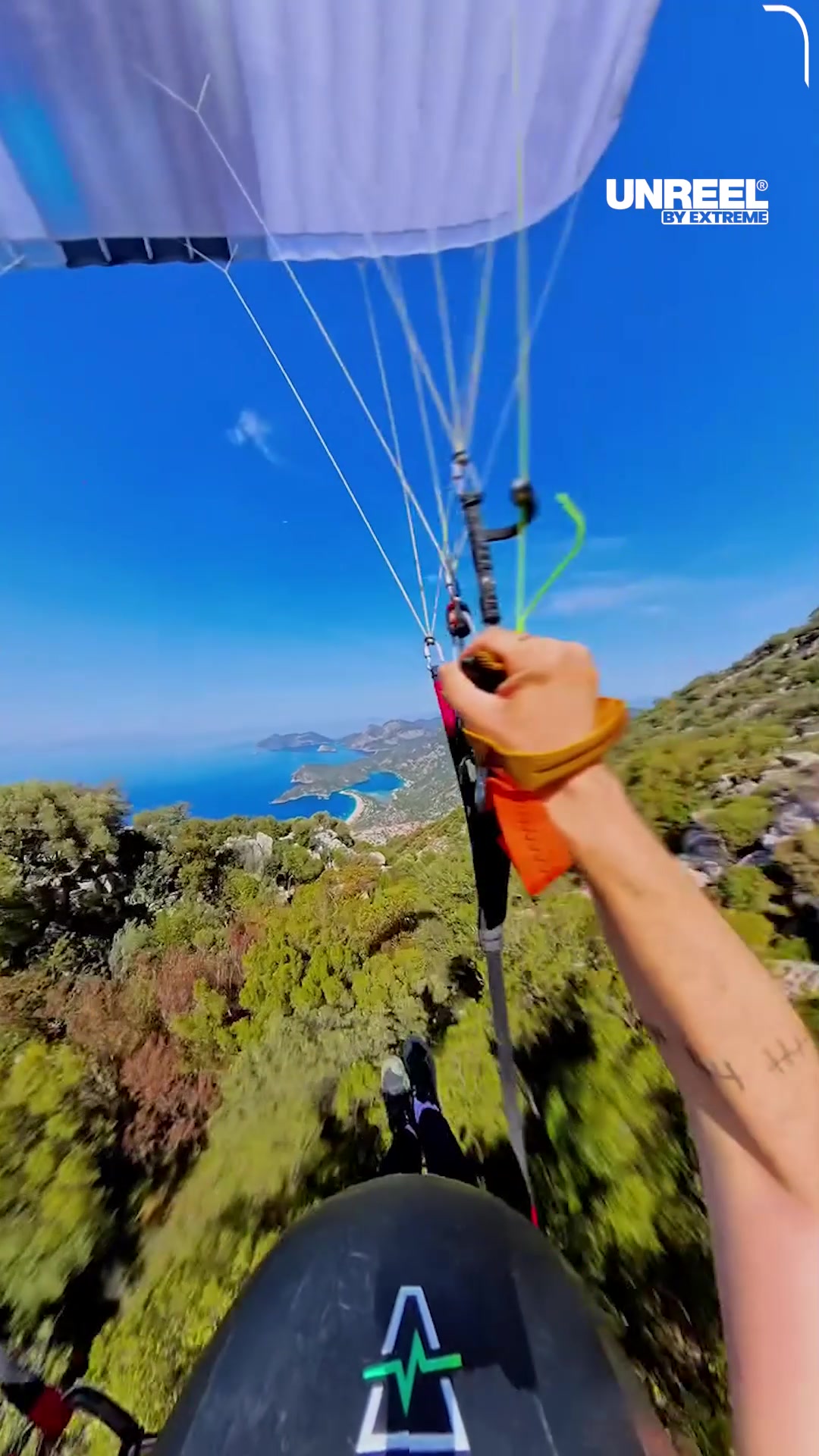 Stunning speedflying POV