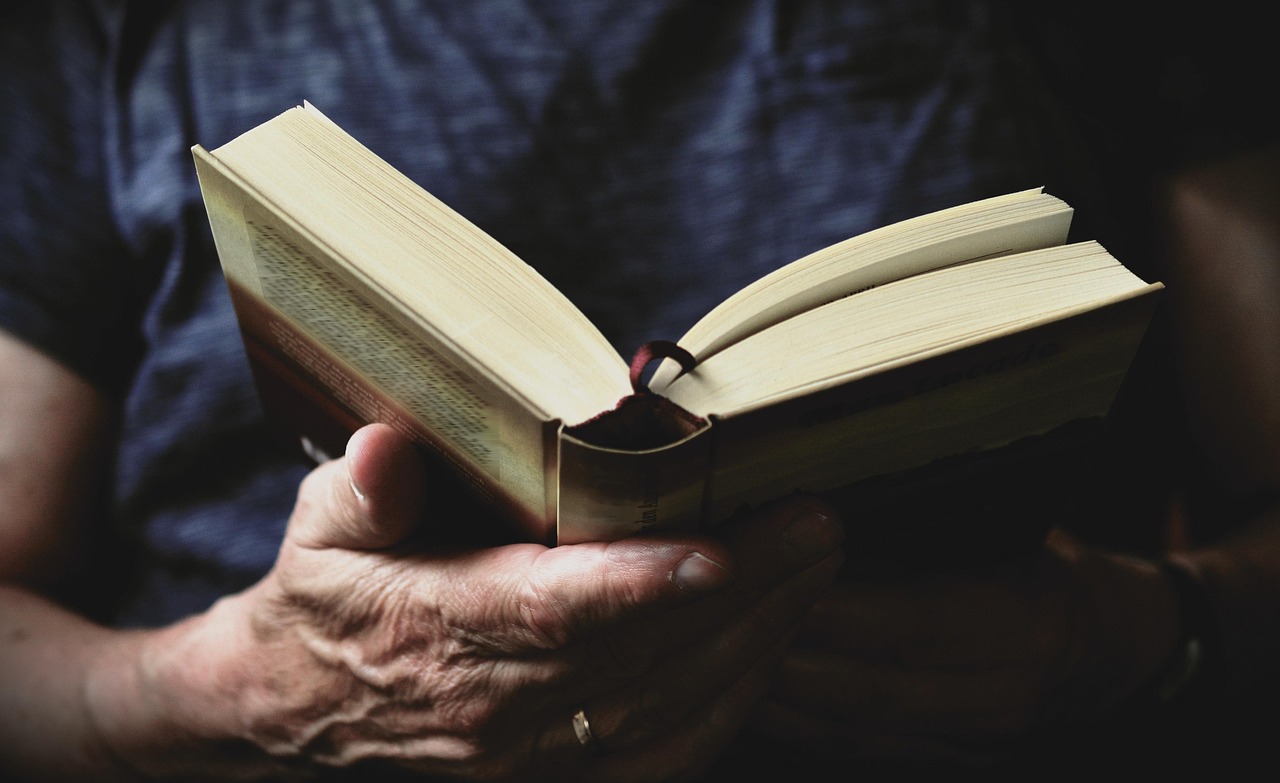 7 must-read books every American should finish in their lifetime