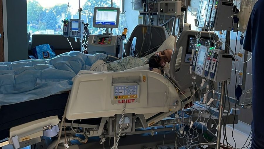 Man mistakes heart attack for food poisoning, receives transplant