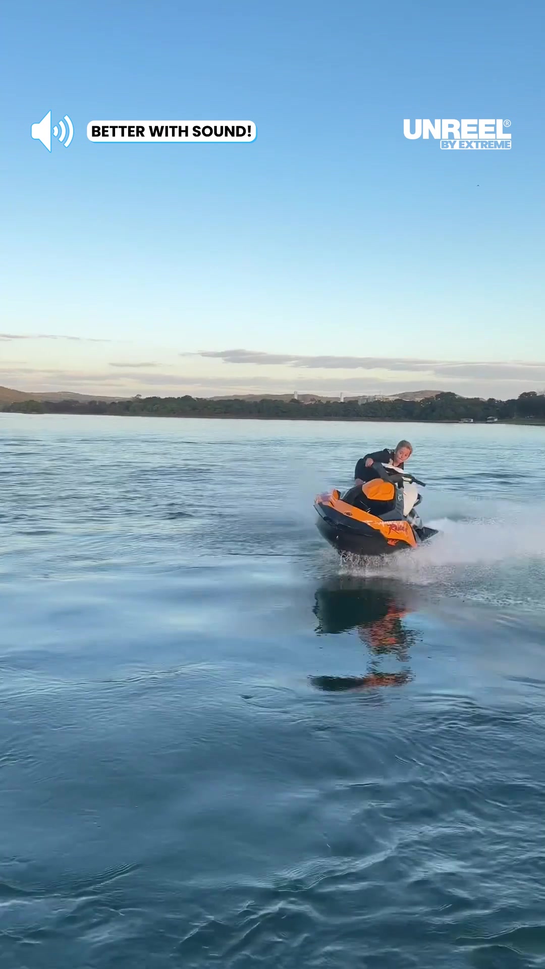 Felipe's daring jet ski stunts: The water sports prodigy in action!