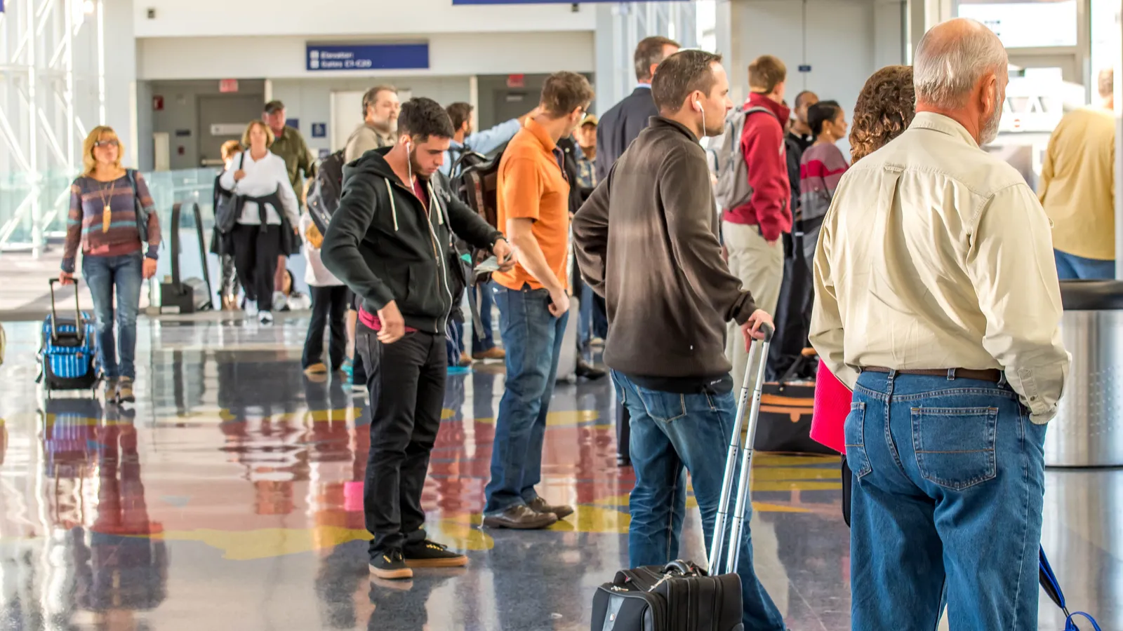 Americans in Middle Eastern nations advised to leave amid growing Iran ...