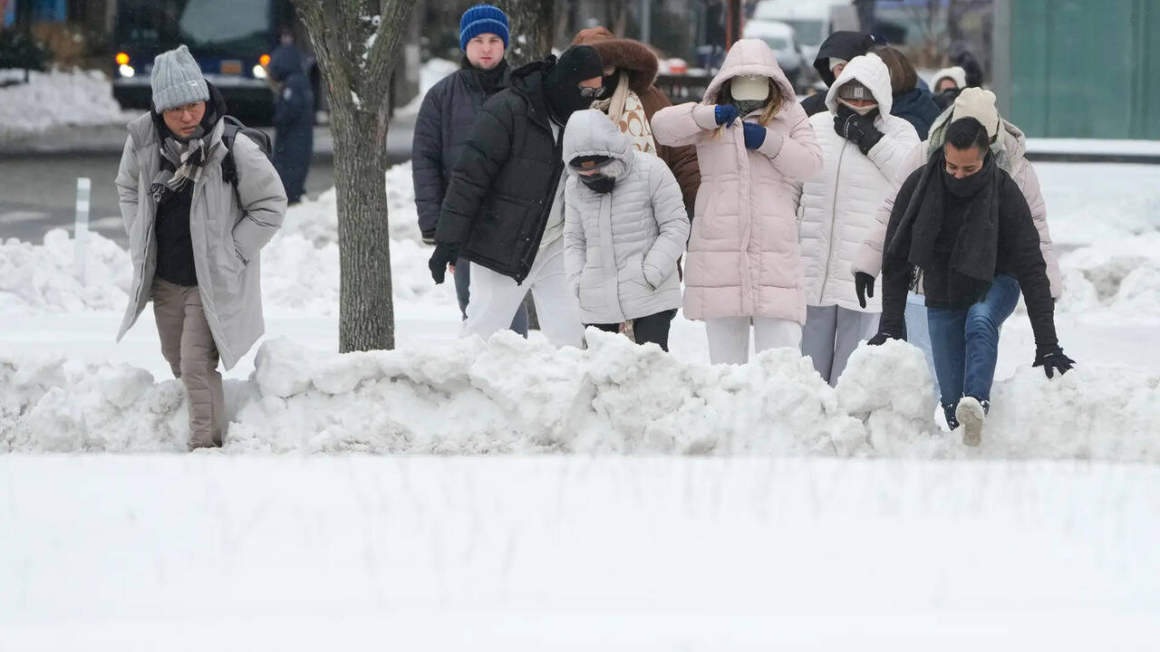 Winter storm brings blizzard warnings across East Coast as snow and ...