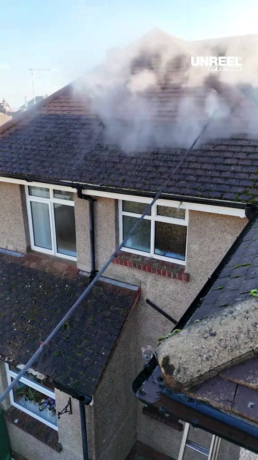Revitalize your roof: Eco-friendly high-pressure steam cleaning with ...