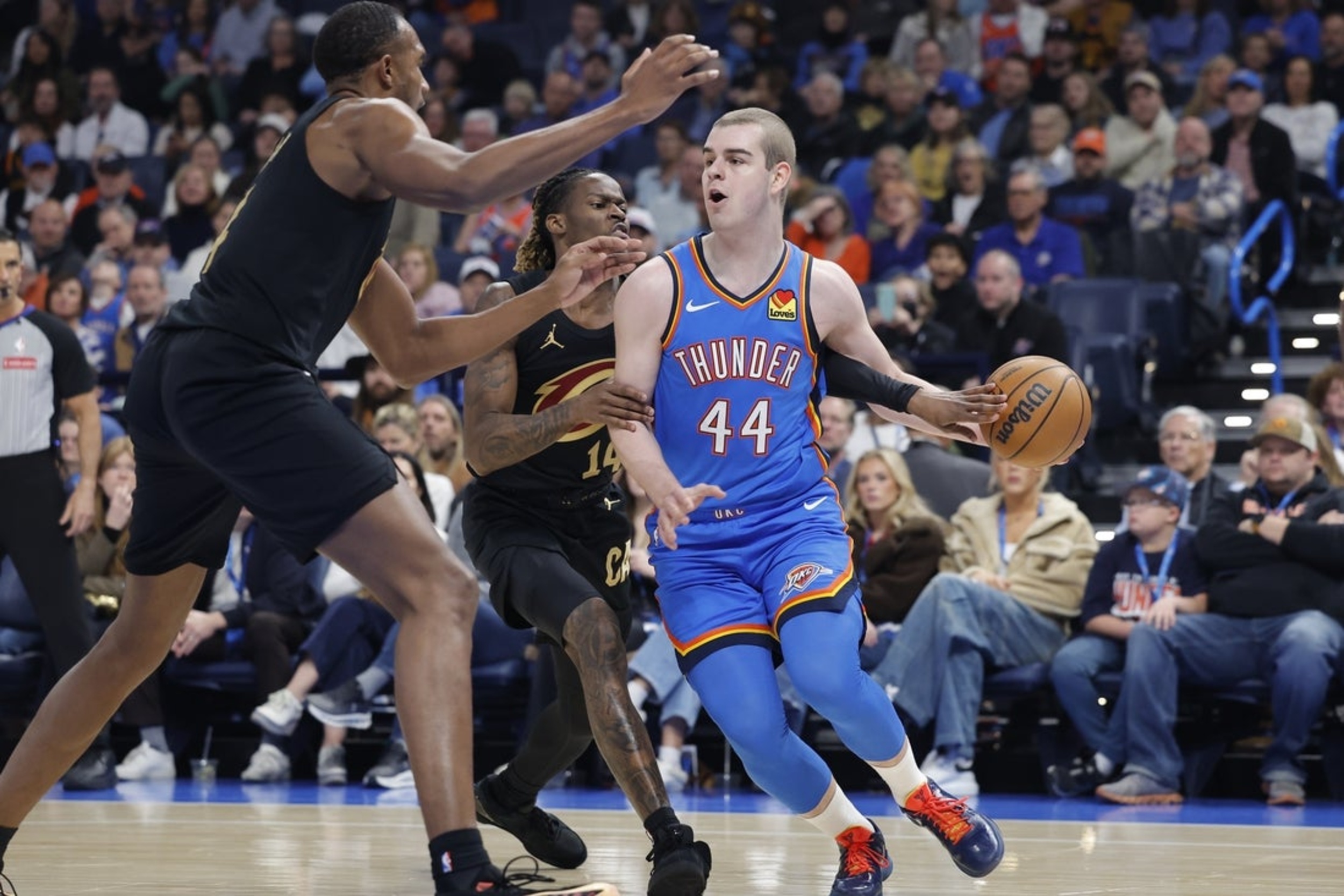 Strong start helps depleted Thunder snap Cavaliers' 7-game win streak