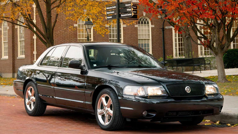 8 V8 sedans enthusiasts are hoarding for their engines