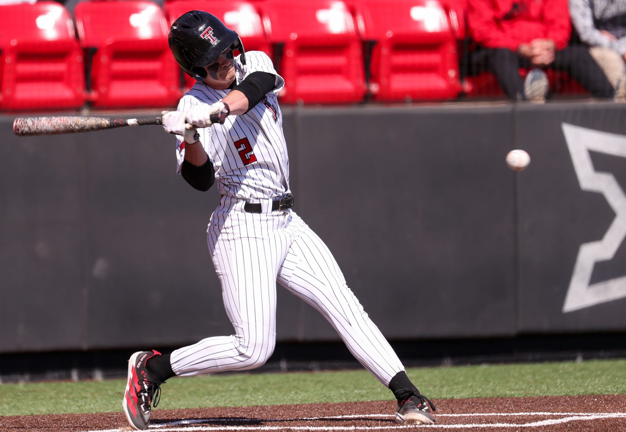 Texas Tech baseball uses three homers in 7-run sixth to beat UTSA