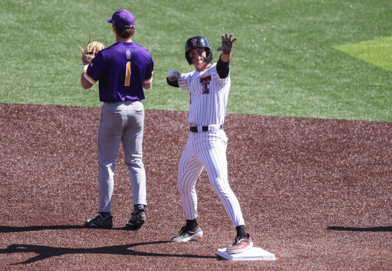 Jesse Rusinek, Robin Villeneuve rake in Texas Tech baseball rout