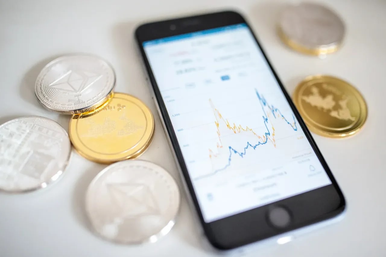 TRX breaks higher while Ethereum, Solana flush leverage, XRP nears ...
