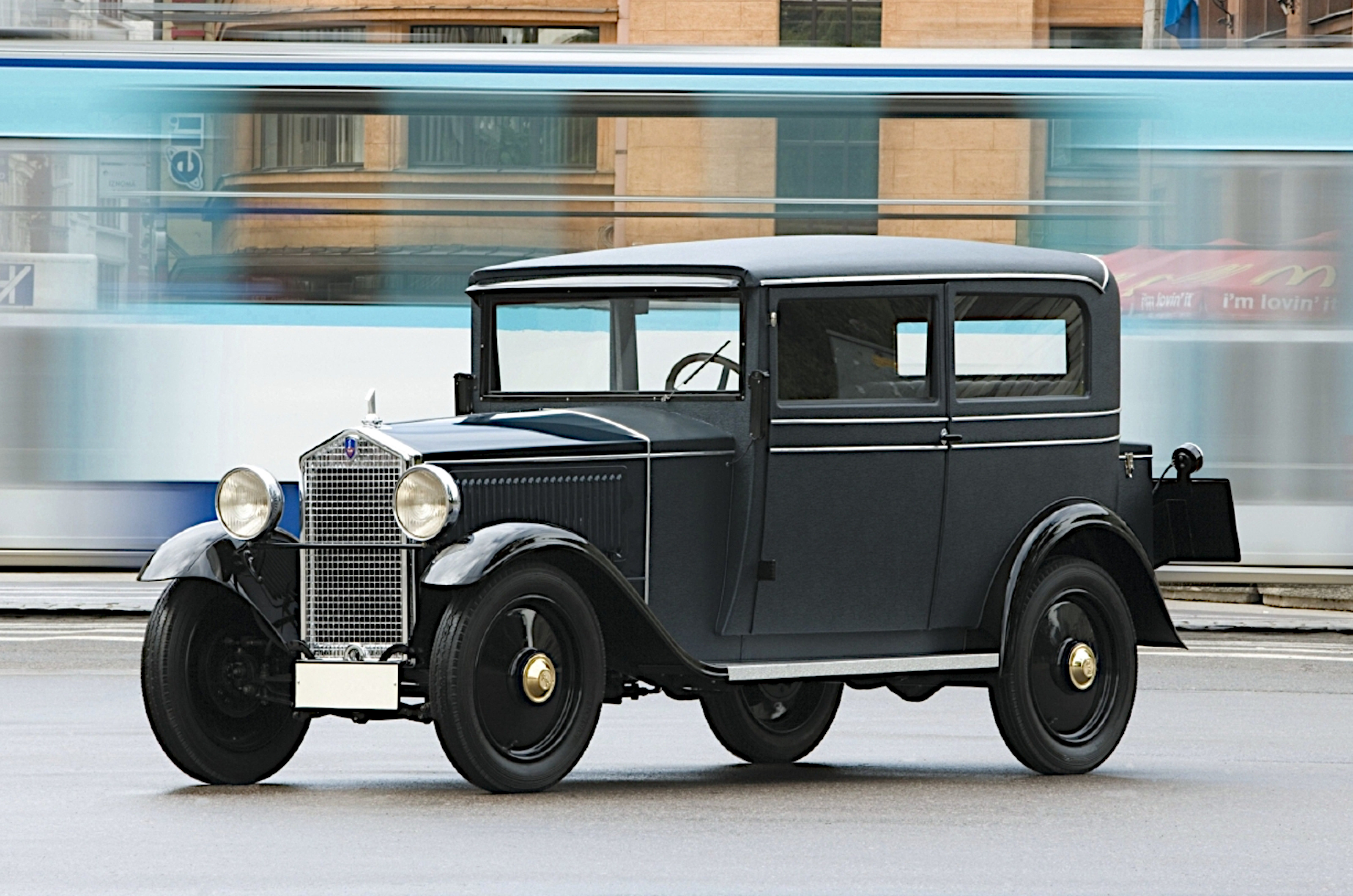 28 klassieke auto's met een kort bestaan
