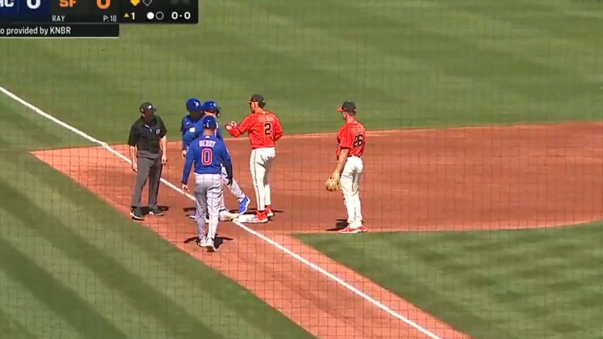 MLB: The bizarre triple play that saved the Giants in Robbie Ray's ...