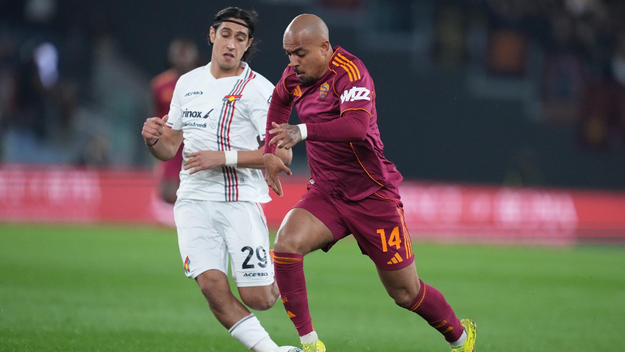 Serie A, Roma-Cremonese 0-0 dopo 45'. Sorpresa a San Siro: Milan-Parma 0-1