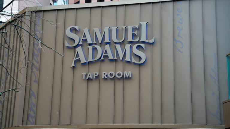 Most grocery store beer is owned by just 8 massive companies