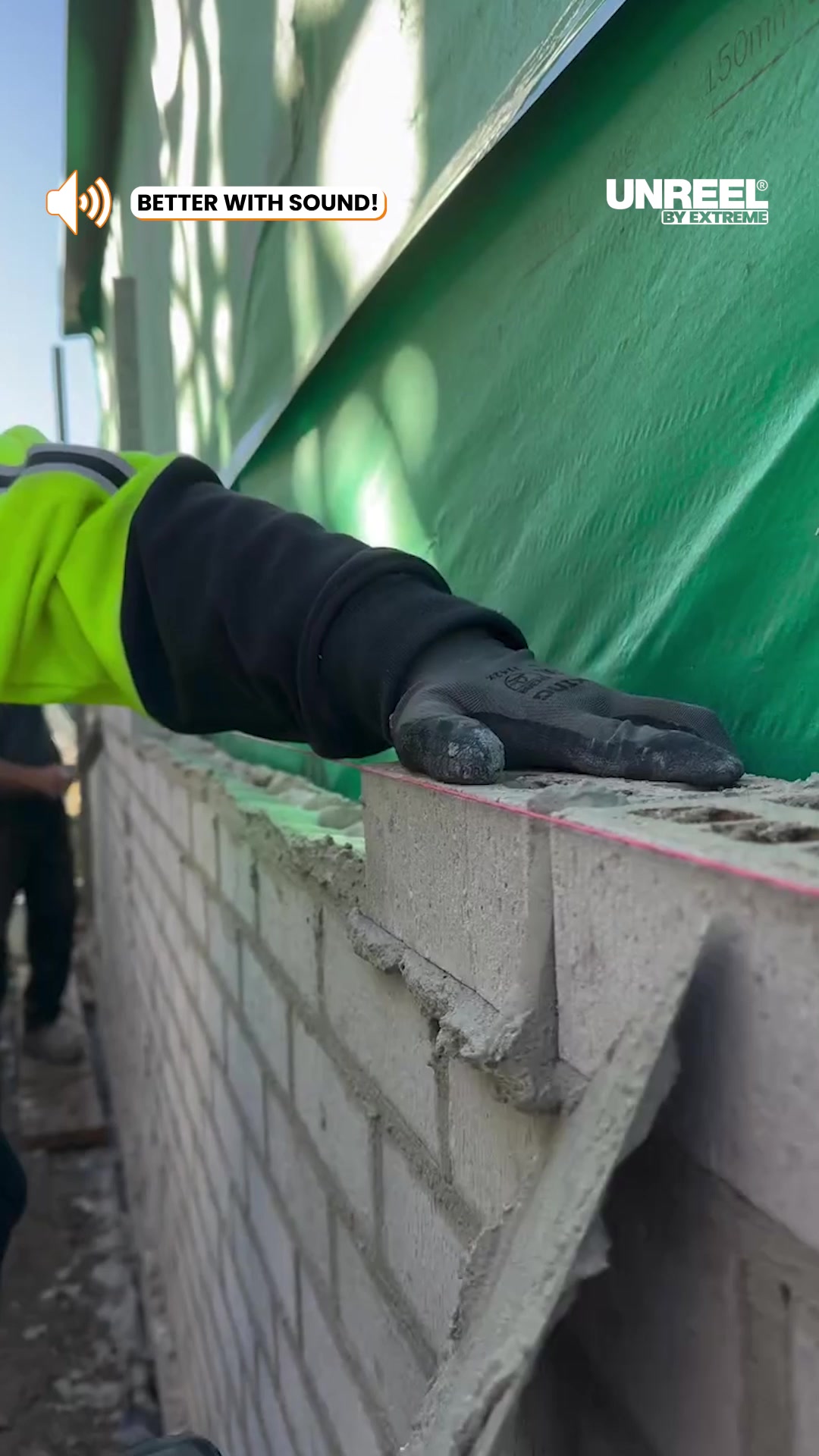 Masterful bricklaying techniques with Unreel Chimento: The art of ...